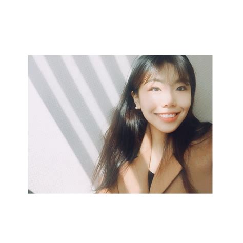 Nice 2 Meet U On Tumblr 너가 뭔데 잘있는 나를 건드려 잘버티고 그럭저럭지내고 있는 나를 너가 뭔데 이렇게 만들어 진짜 밉다 너무 슬퍼 너무슬퍼서 화가나