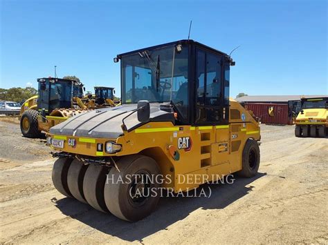 Cat Cw34lrc 空気式タイヤ･コンパクタ 建設 Caterpillar Worldwide