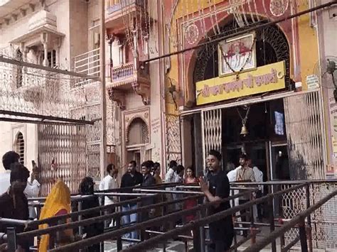 Jaisalmer News Baba Ramdev Wore Golden Crown Crowd Of Devotees Gathered