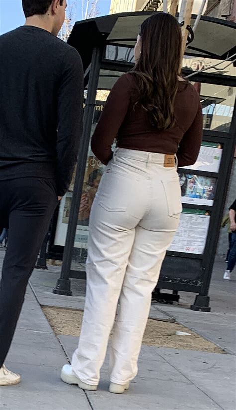 College Pawg In Tight White Pants Tight Jeans Forum
