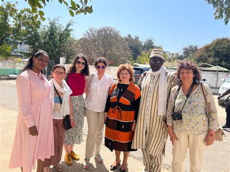 Учители по френски език от 9 ФЕГ на обучение в Дакар Сенегал