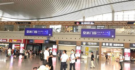皇派门窗 长沙高铁站广告投放案例 广告案例 第一户外传媒