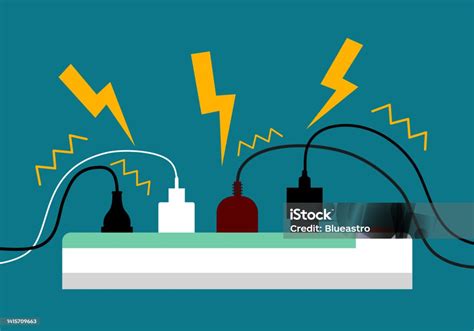 평면 디자인에서 전체 전원 콘센트 스트립 과부하를 연결합니다 전기 단락 위험 개념 벡터 일러스트 레이 션 전기 연료 및 전력 생산에 대한 스톡 벡터 아트 및 기타 이미지