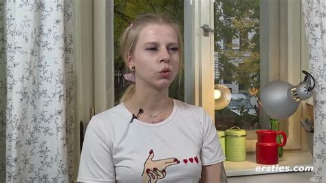 Woman Pixi Does Herself With A Heart Shaped Ass Plug