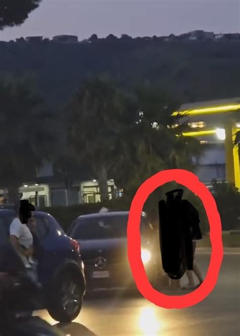 Bacoli Sesso in strada sindaco Coppia sarà denunciata