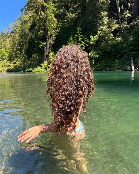 Ashley Nylander On Instagram Humboldt Summer 🧚🏼🧺🌿💦🌞 Curly Hair