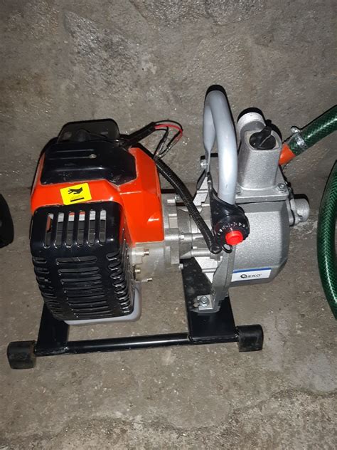 Бензинова моторна помпа Geko Бензинова моторна помпа за вода Geko G81