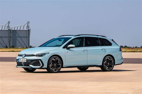 Volkswagen Golf Variant Facelift 1 5 Etsi Mhev 150hp Advanced Dsg Variant Autocritica