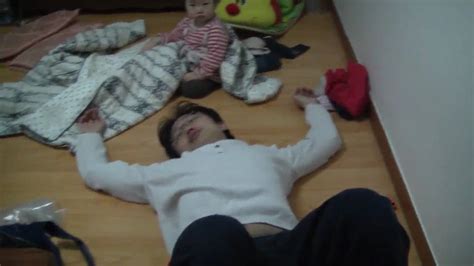엄마 아빠랑 집에서 놀기 YouTube