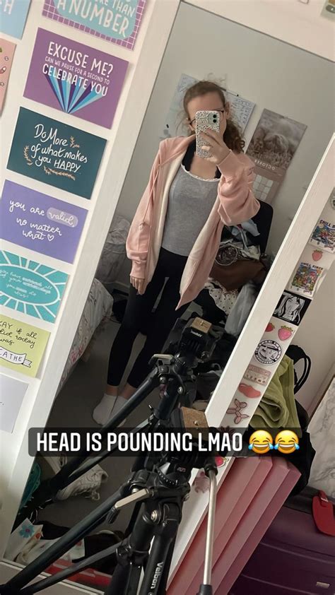 Pin By E L L A On M Y O U T F I T S What Makes You Happy Girls