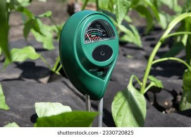 Ph Monitor Testing Water Level Hydroponics Images Stock Photos D Objects Vectors