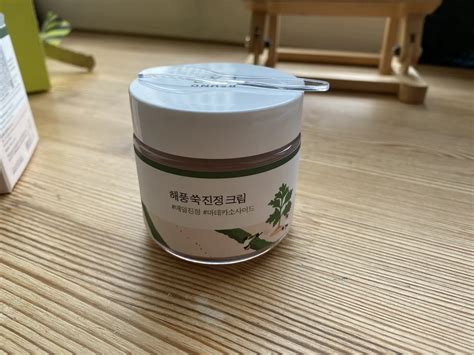 Round Lab Mugwort Calming Moisturizer Ingredients Explained