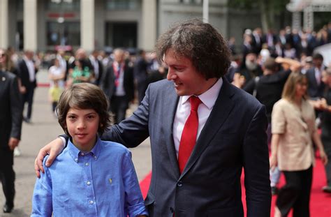 ირაკლი გილოცავთ საქართველოს სახელმწიფოებრივი დამოუკიდებლობის დღეს დამოუკიდებლობის დღისადმი