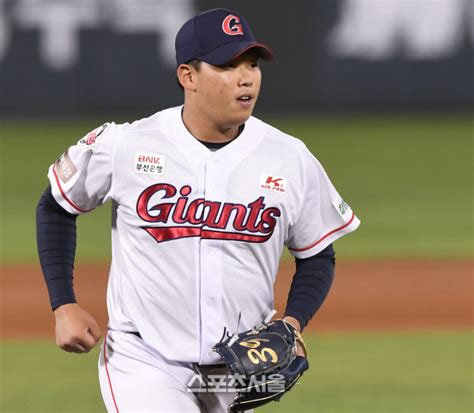 [단독]‘성범죄→kbo 무기실격 前 롯데 서준원 독립리그도 못 뛴다…협회 “선수 등록 불허”