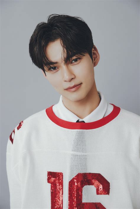 230504 Zerobaseone Profile Photos Group Individual Rzerobaseone