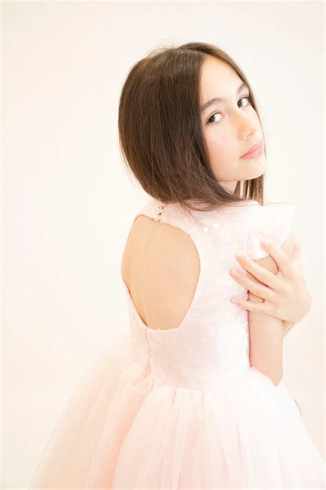 Yuko B Birds Nbees