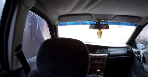 10 причин запотевания стекол в машине