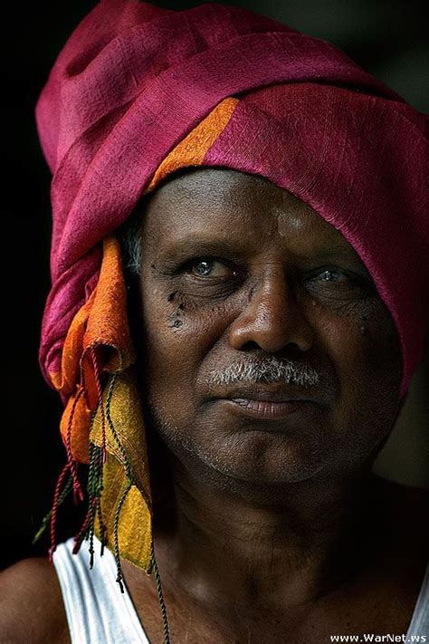 Épinglé Par Julia Attwell Sur Retratos Visage Du Monde Visage Portraits