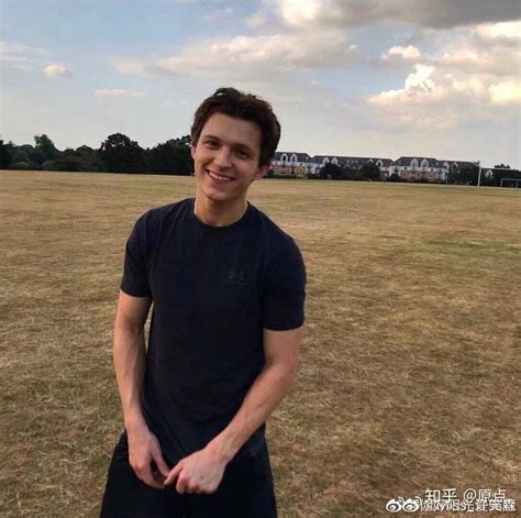 颜值比较高的欧美男明星有哪些？ 知乎