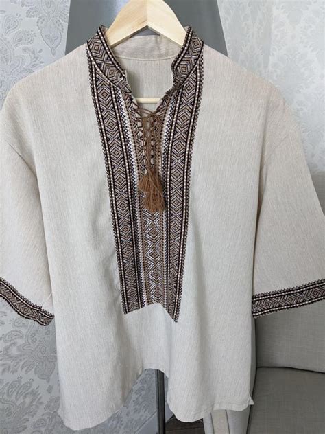 Чоловіча вишиванка — цена 850 грн в каталоге Вышиванки Купить мужские вещи по доступной цене на