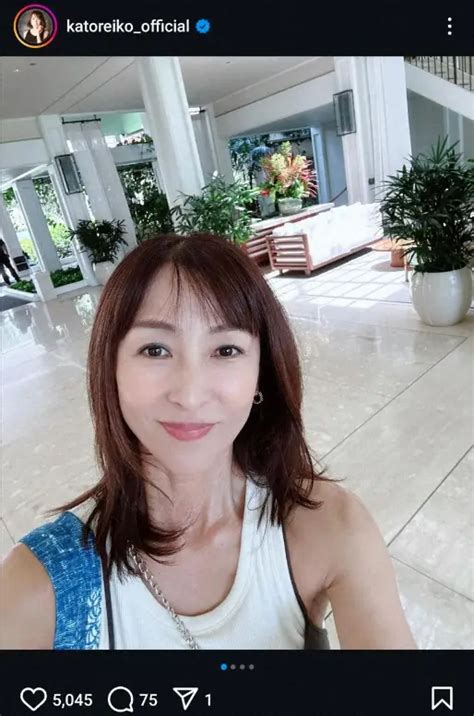 伝説のグラビアアイドル 55歳最新ハワイショット公開に「変わらずお綺麗」「肌に張り」「美しい！」― スポニチ Sponichi Annex 芸能 Moe Zine