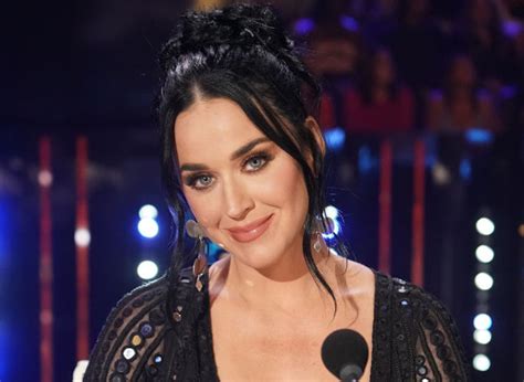 Katy Perry Embraces New Year New Me Mentality With Dry January