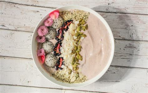 Creamy Strawberry And Oat Smoothie Bowl Susan Cooks Vegan