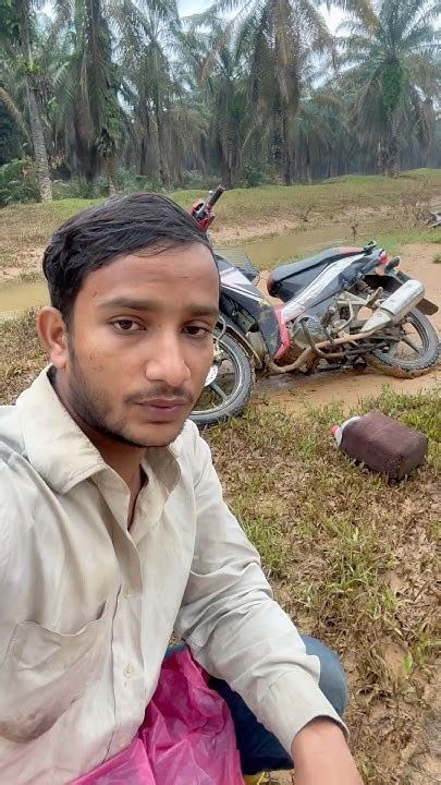 Gir Gaya Bike Se Ytshortsvideo Malaysia Shorts Foryou Viralshort