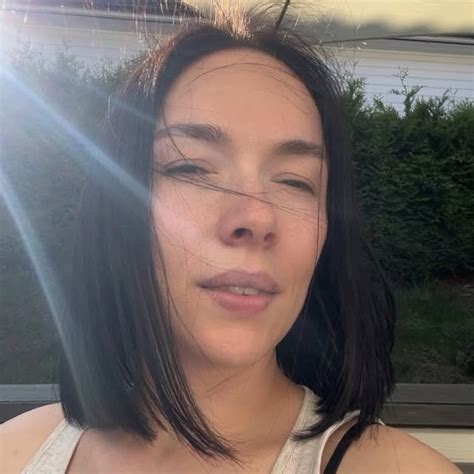 Екатерина Павленко Yourastrospace • Threads Say More