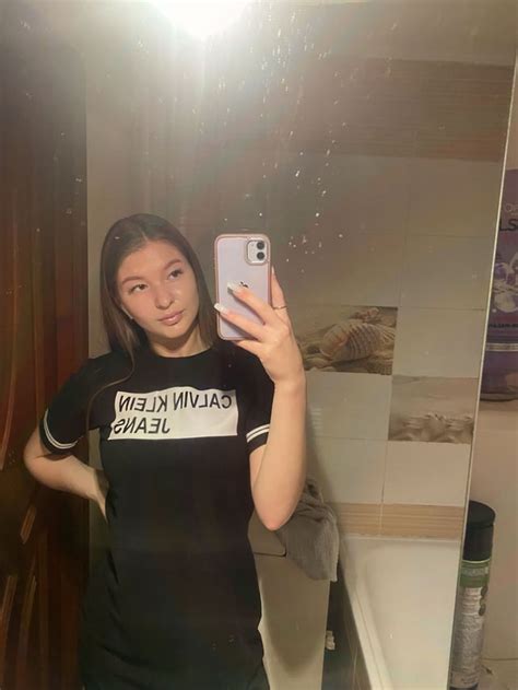 Some Perky And Pokey Goodies To Suck Rthreesome