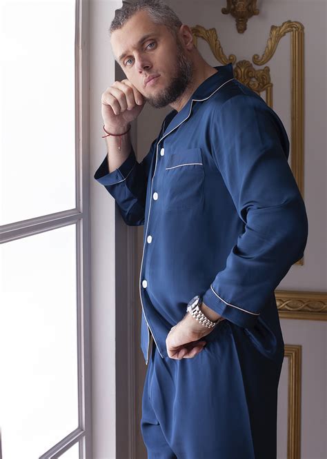 Шовкова чоловіча піжама London Blue Mooimi в Україні