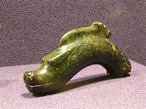 【古玉精髓】收藏起来，台湾震旦艺术博物馆红山玉器高清欣赏 古玉收藏 馆藏古玉 高古明清玉器的古玉文化收藏平台【开门文话社】