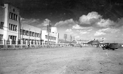 Монголын Театрын Музей Улсын анхны Төв театр болох Бөмбөгөр ногоон ыг одоогийн Төрийн ордны