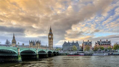 Великобритания е изпаднала в рецесия през втората половина на 2023 г Новини бг