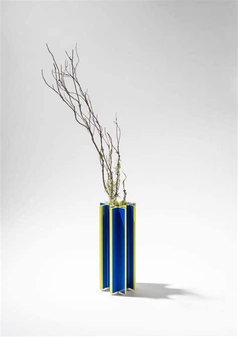 Aluminium Vase Piscis By Bd Barcelona Design Design Jorge Penadés