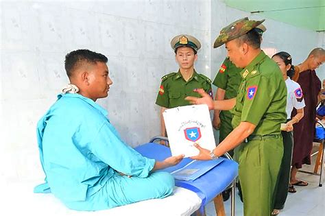 တပ်မတော်ဆေးရုံများ၌ တက်ရောက်ဆေးကုသမှုခံယူနေသူများအား သွားရောက်ကြည့်ရှုအားပေး Myawady Webportal