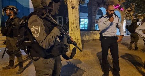 حملة اعتقالات ومداهمات إسرائيلية بالضفة موطني 48