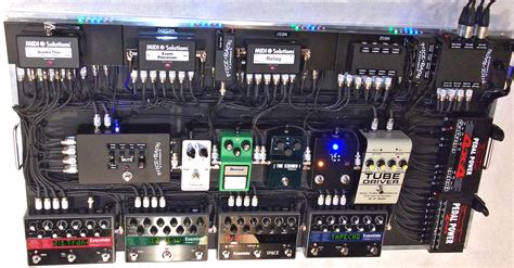 Nice Rack Canada Series Parallel Effects MIDI Pedalboard RJM Music Technology Forum