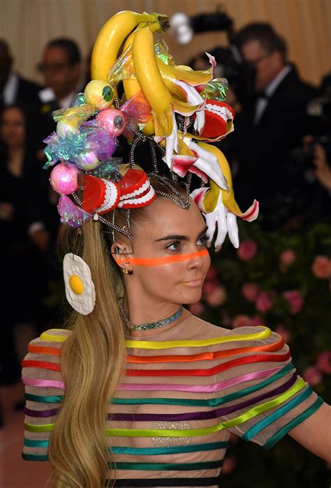 Cara Delevingne 2019 Met Gala • Celebmafia