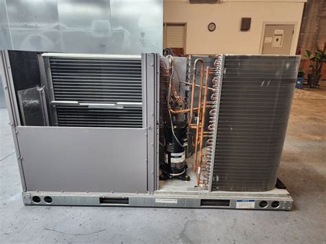 Carrier Weathermaster 5 Ton Rooftop Package Unit Saltshield Coastal And