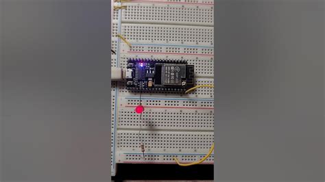 {弘正工作室} Esp32 Led 閃爍 測試程式下載及軟體ide及esp32模組板io是否正常 Youtube