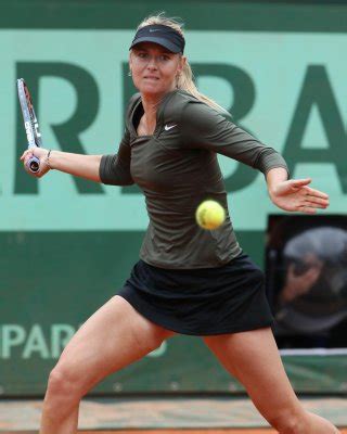 Maria Sharapova Flashes Her Pink Panties While Playing At Roland Garros Porn Pictures XXX