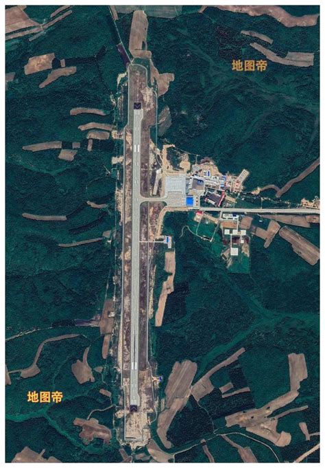 航拍黑河瑷珲机场有世界上最短的国际航线从起飞到降落9分钟