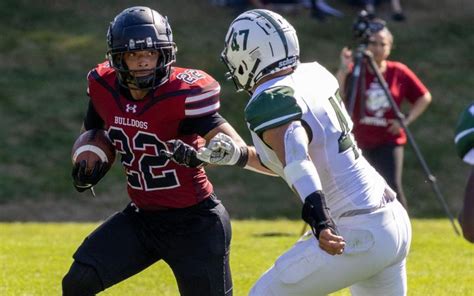 Football Reddin Named Butchie Williams Mvp In Homecoming Loss To