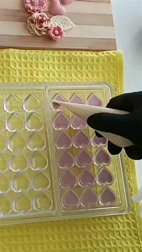 Создание фантазийной открытки Сладости в шоколаде Шоколадные ложки Самодельные конфеты