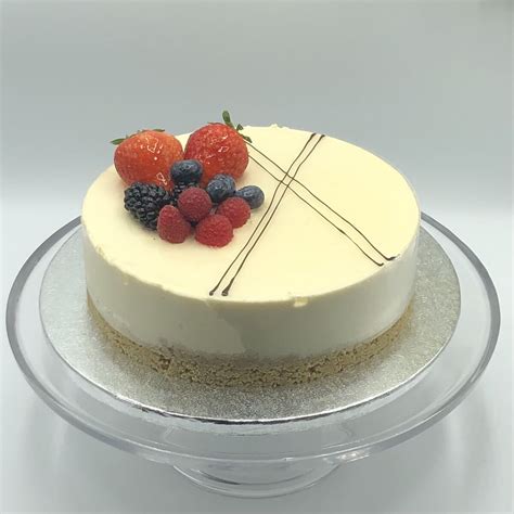 Plain Cheesecake Cherry On