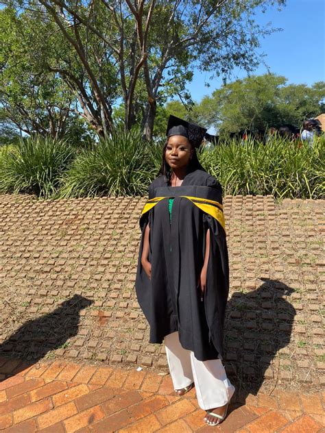 Tut Graduation Nkamogeleng Hope Mathabatha 12 Comments