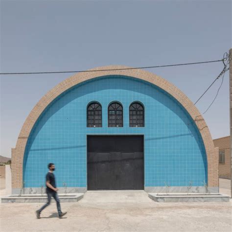 Eight Kitchens With Floor To Ceiling Cabinets That Cleverly Conceal Clutter