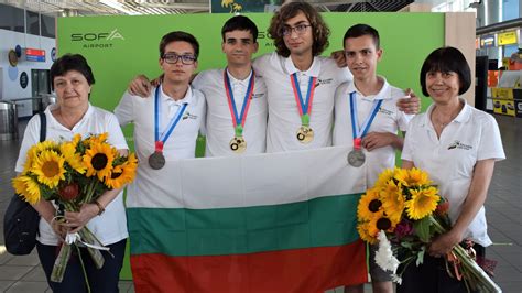 Златните ни химици се завърнаха с 4 медала от Международната олимпиада в Швейцария снимки