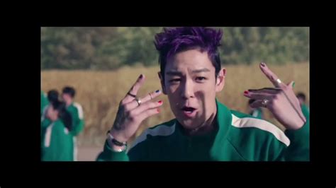 Танос из игры в кальмарА Youtube